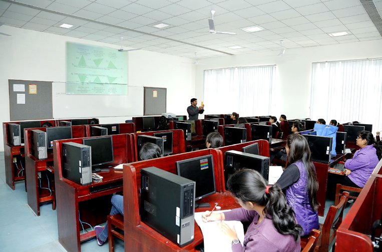 Mody University of Science and Technology: 2026 Admissions, Fees ...